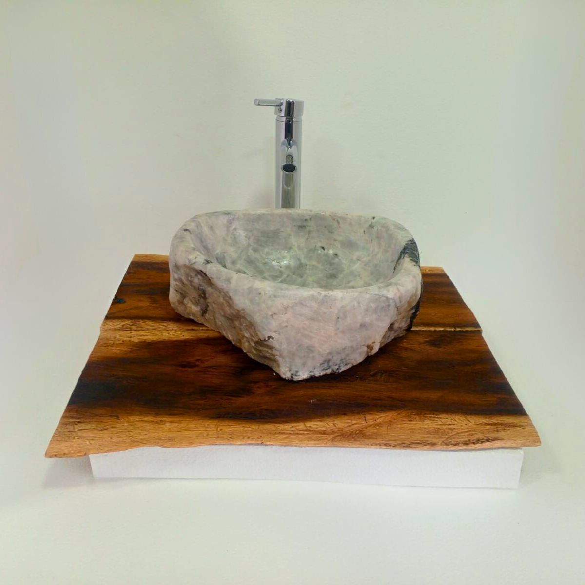 Carving Stone Sink - Top Stone Sinks for Elegant Bathrooms